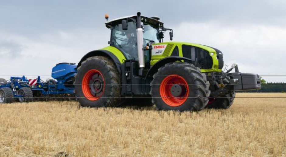 Axion 900 – jeszcze większy uciąg - Maszyny rolnicze