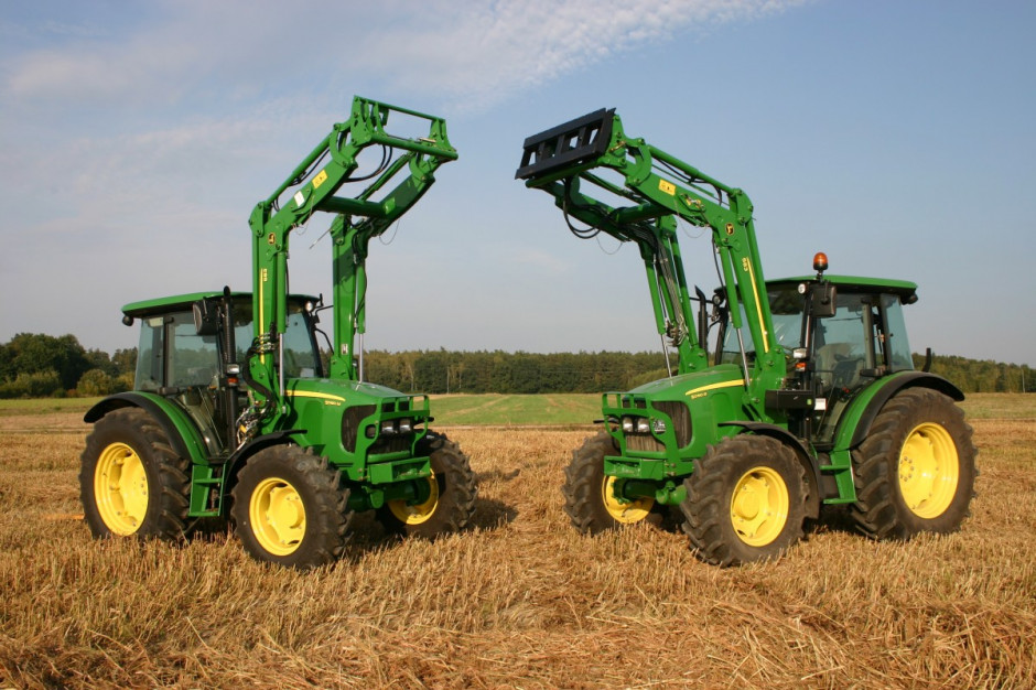 Różni je więcej, niż myślisz - porównanie ciągników John Deere 5080M i ...