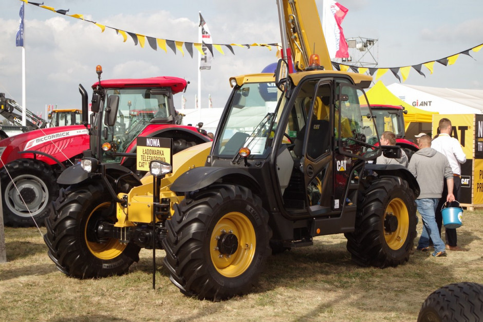 Ładowarka dla rolników Caterpillar TH3510D - polska premiera