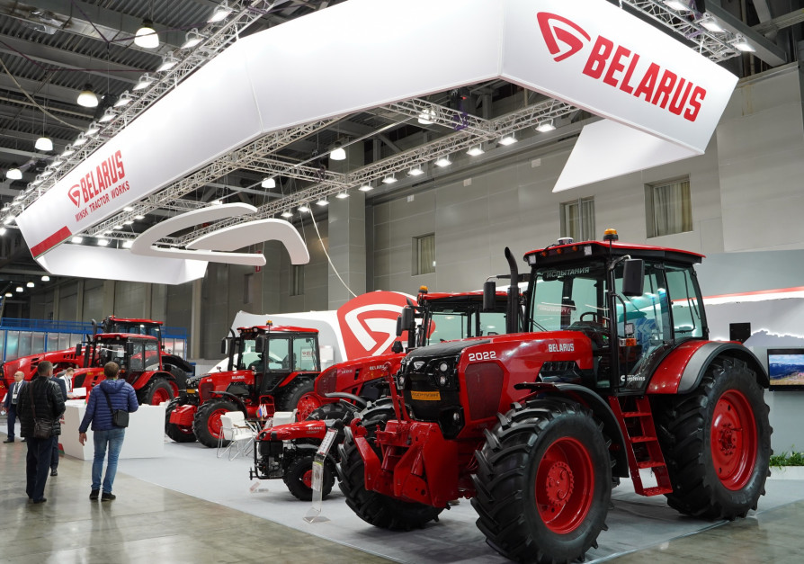 MTZ Belarus duży i mały