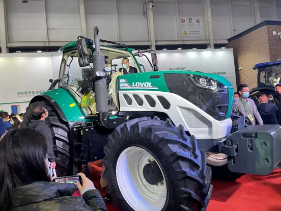 Ciągniki Lovol jeszcze bardziej chińskie