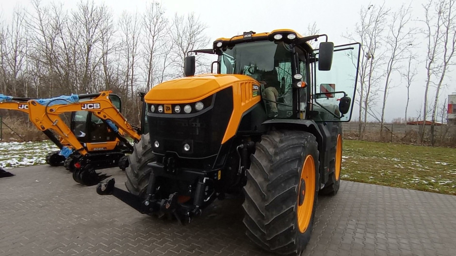 JCB Fastrac 8330 - jeździmy najszybszym ciągnikiem na świecie