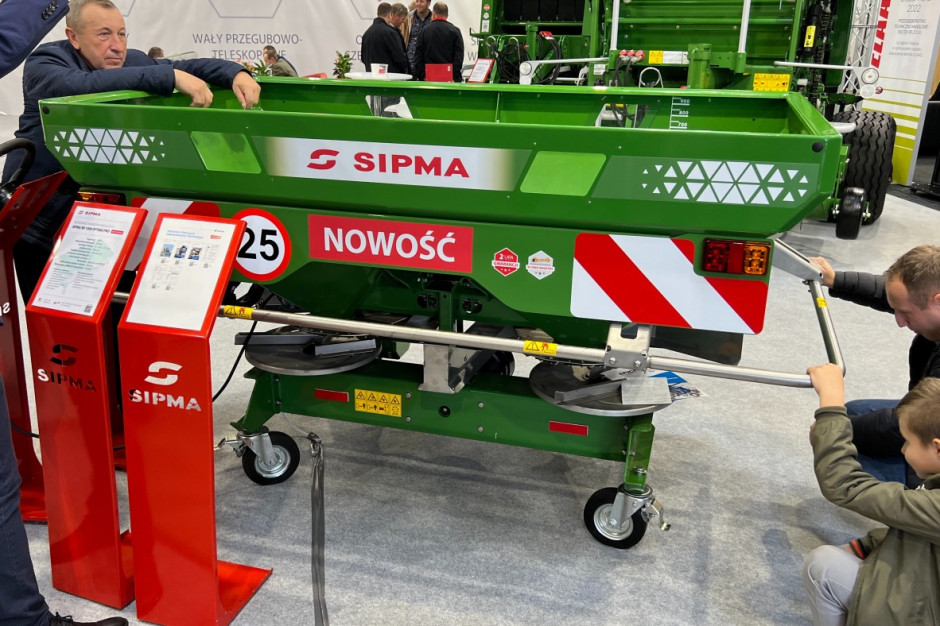 RN 1000 Optima - najnowsze technologie w rozsiewaczu Sipma