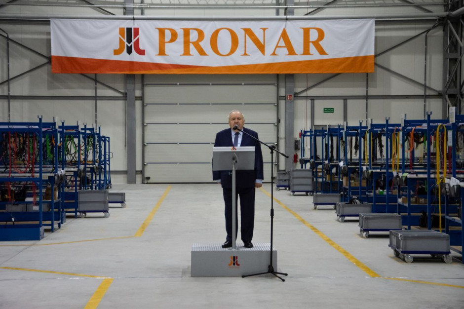 Pronar otwiera trzy nowe hale produkcyjne