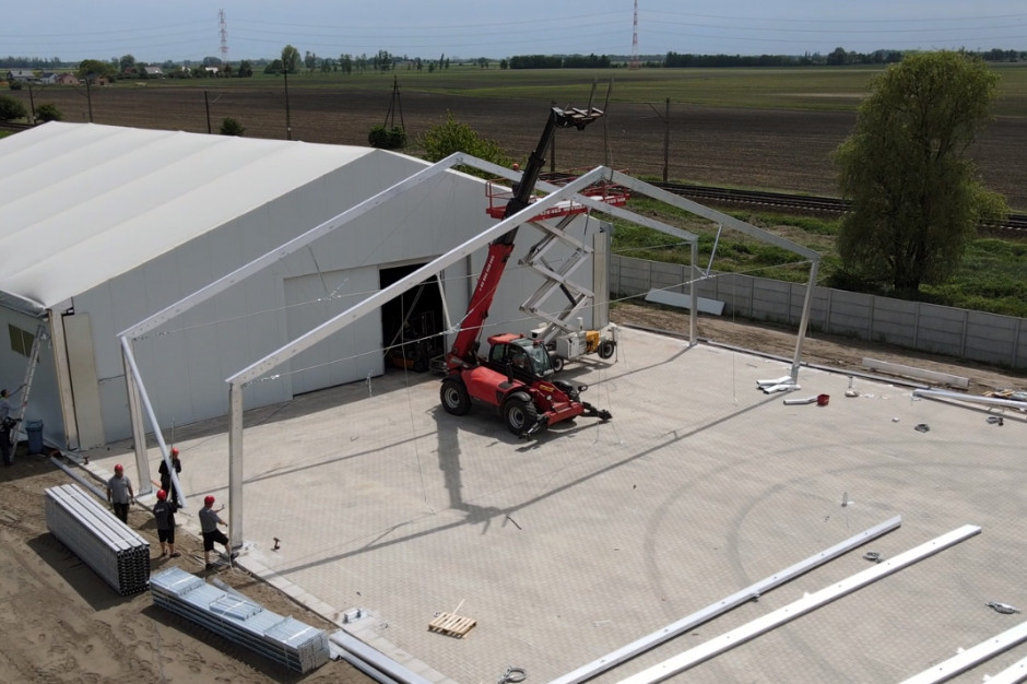 Jak prawidłowo określić minimalną odległość budowanej hali od granicy ...