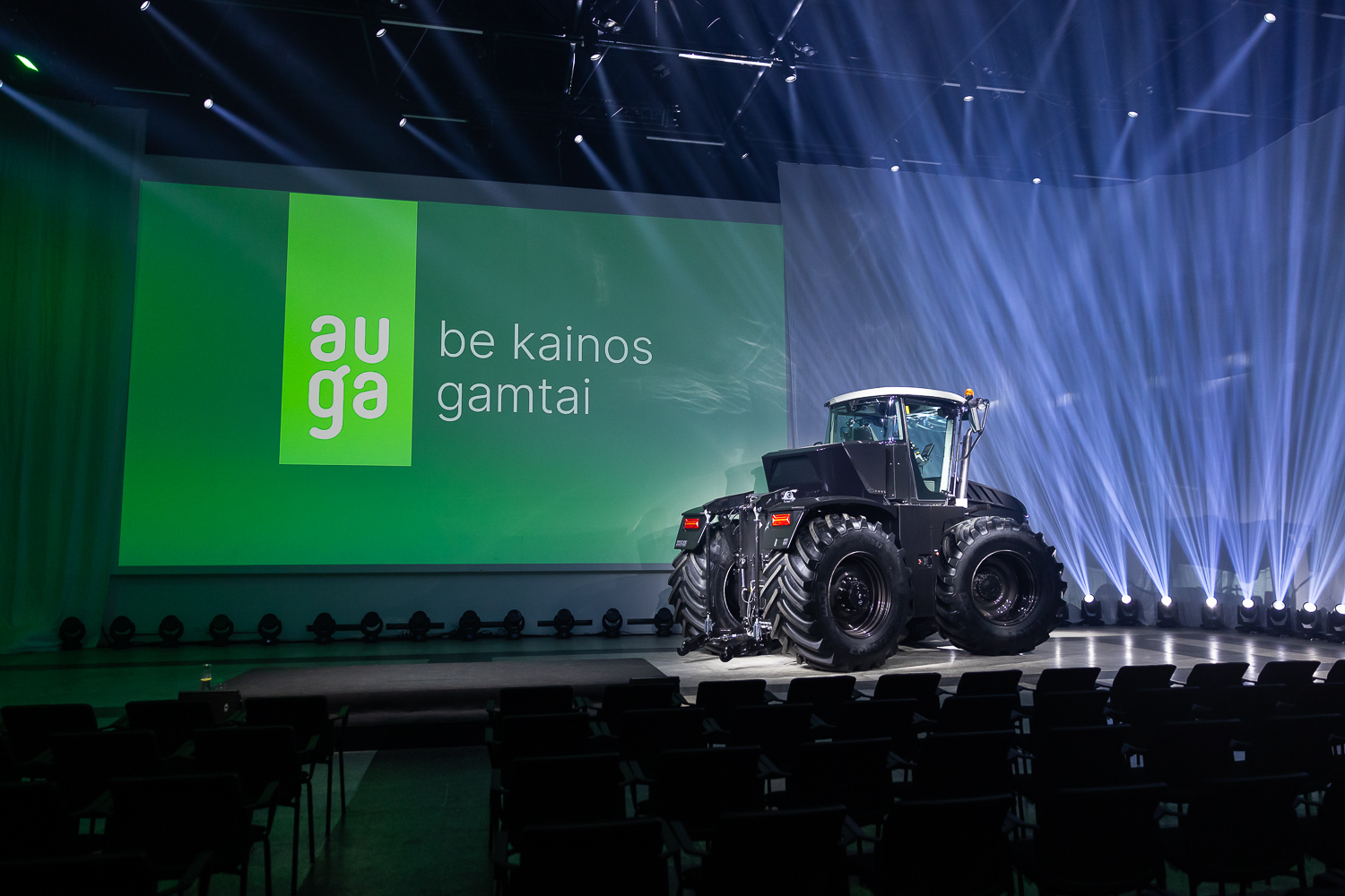 Auga M1 – traktor przyszłości prosto z Litwy