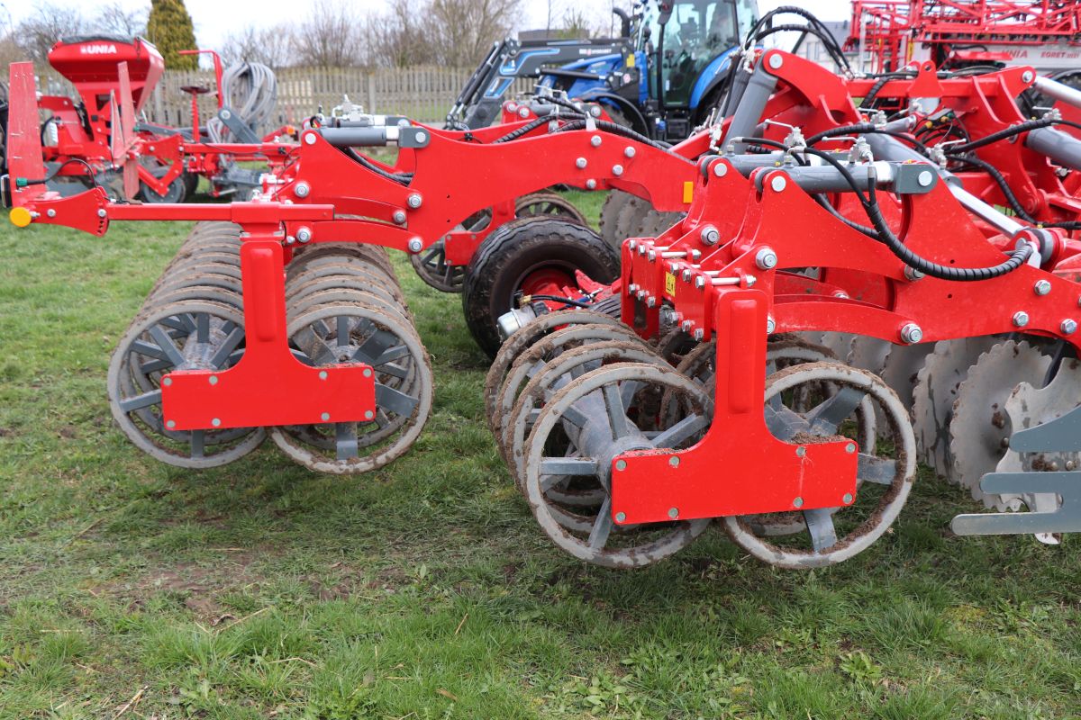 Ares XM – Unia z nową broną talerzową. Ile kosztuje?