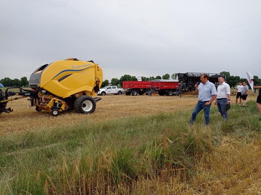 Pierwsza taka w Polsce. Prasa New Holland Pro-Belt 190