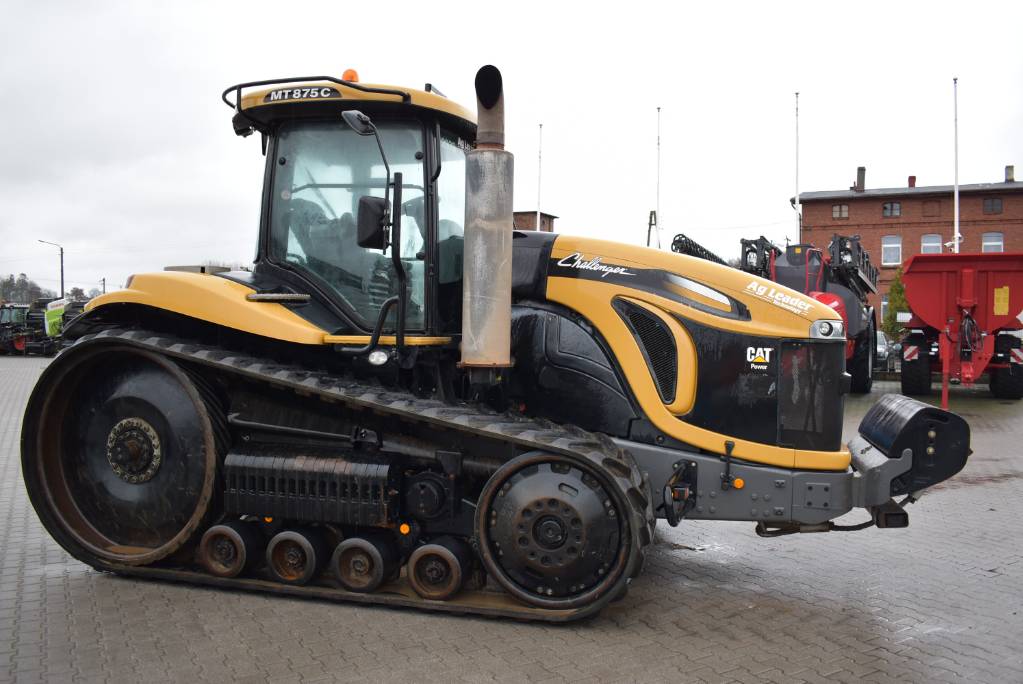 Nietuzinkowy Challenger MT 875 C do kupienia na Giełdzie Rolnej