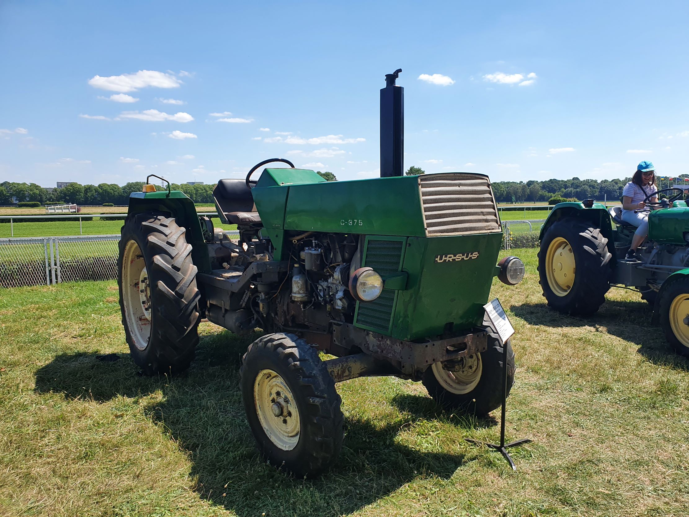 Czy znacie Ursusa C-375? To prototyp ciężkiej serii Ursusa
