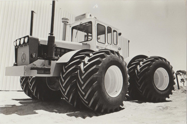 Technika rolnicza - maszyny rolnicze, technika, producenci