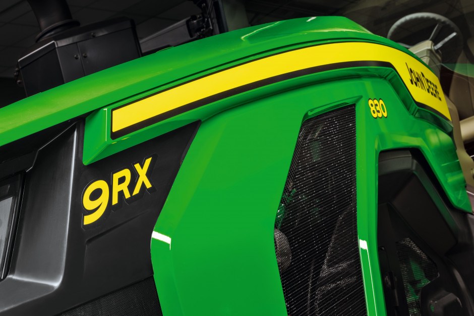 Największy na świecie John Deere 9RX 830 już w ofercie