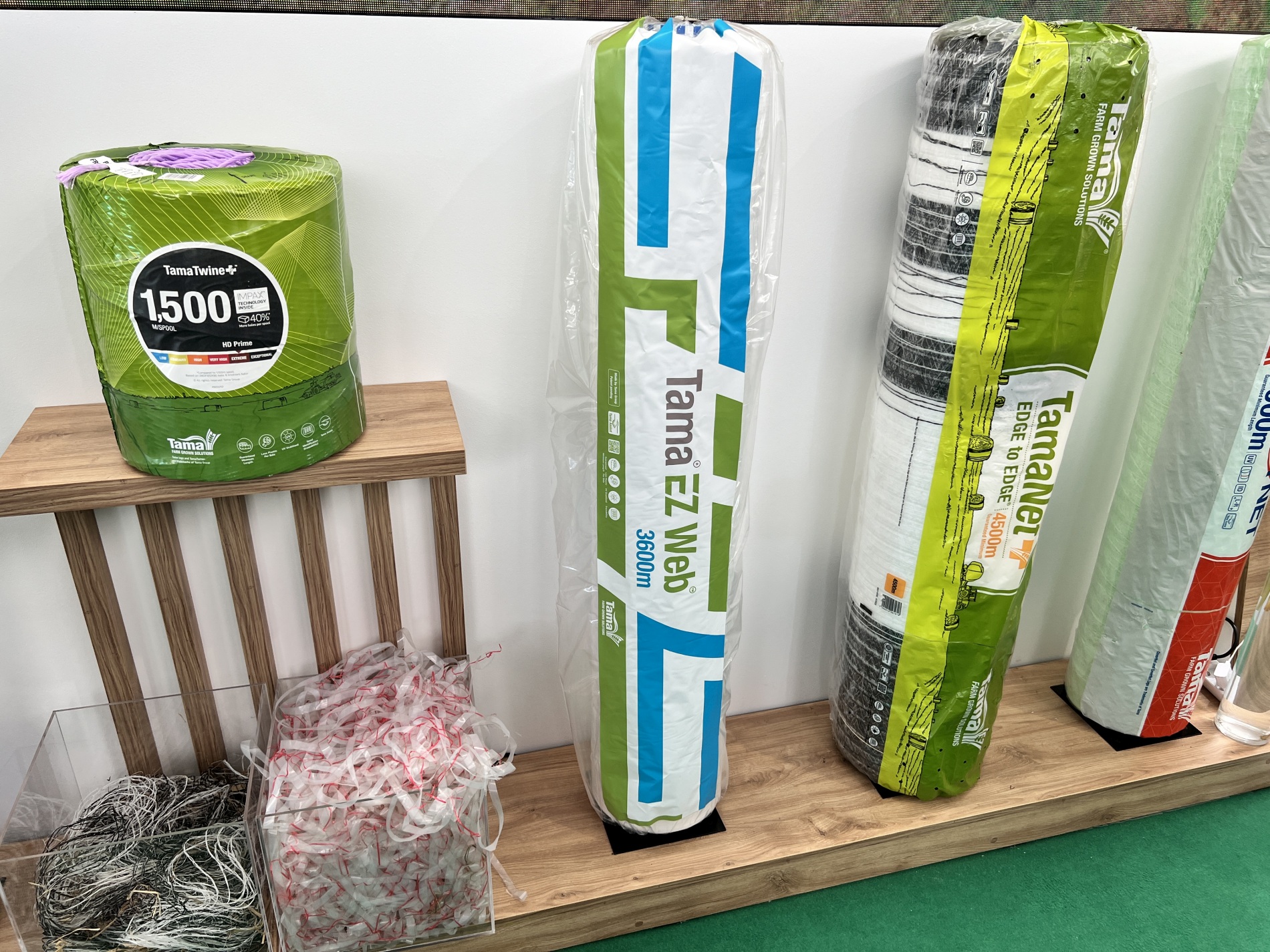 Nie siatka, nie sznurek czy folia. Nowość do owijania bel Tama EZ Web