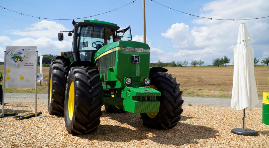 Twój stary ciągnik może być precyzyjny, dzięki John Deere Precision Ag ...