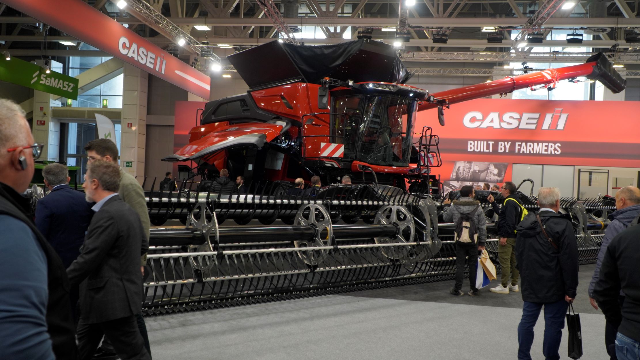 Europejska premiera kombajnu Case IH AF10. Więcej mocy, wydajności i ...