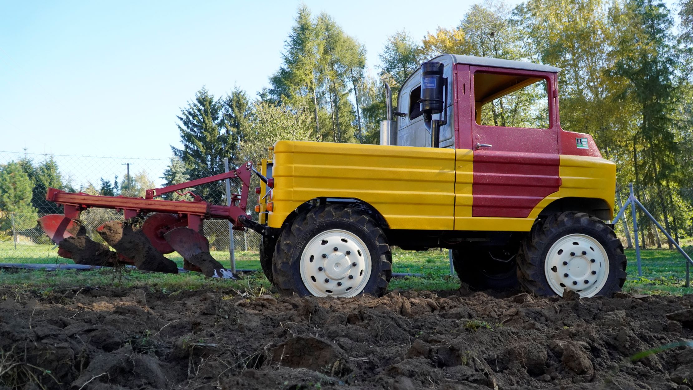 Traktor z Żuka, który może zastąpić Ursusa C-360 i przewieść trochę towaru