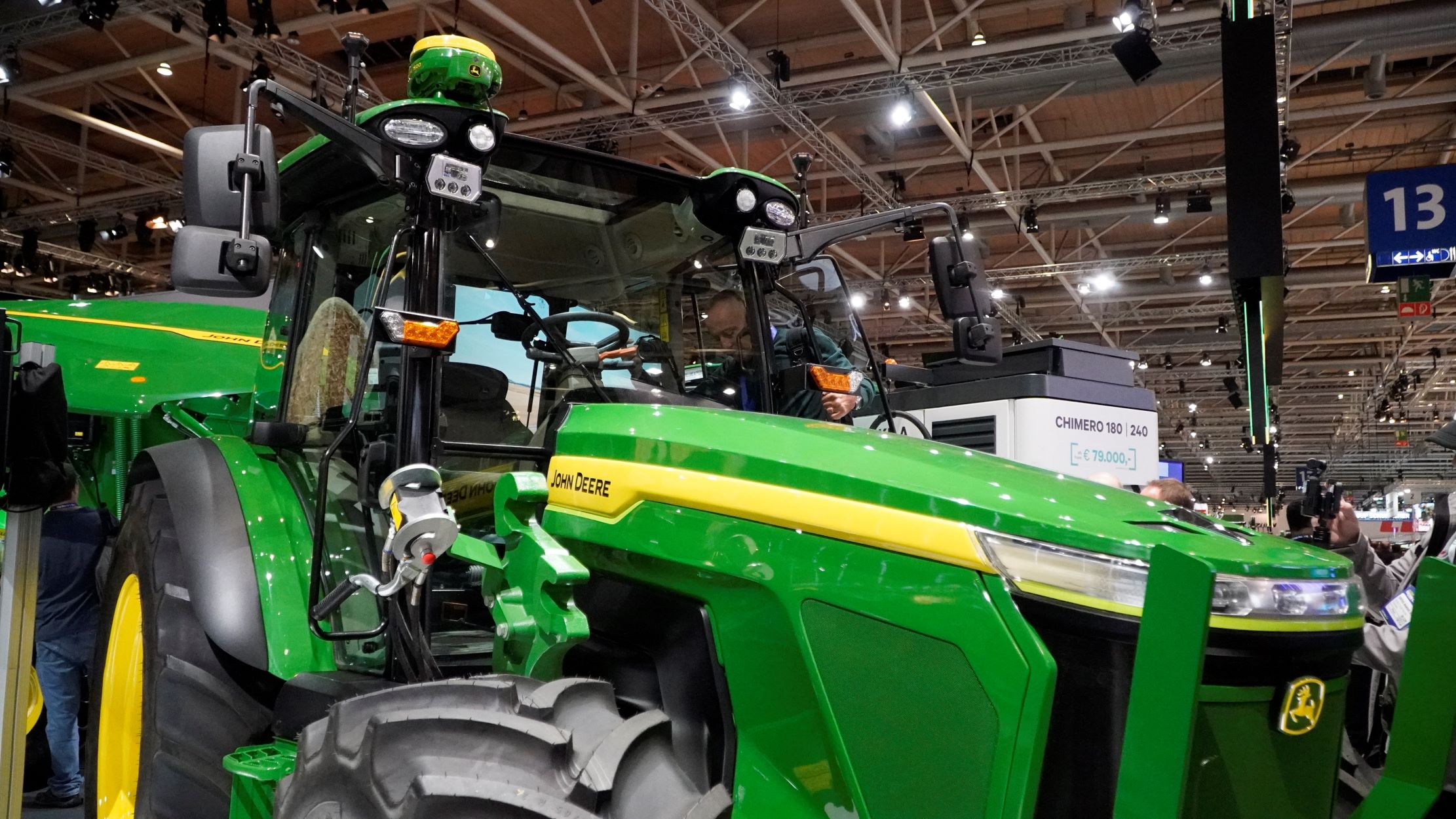 Jelonek na baterie. Debiut elektrycznego John Deere'a na Agritechnice