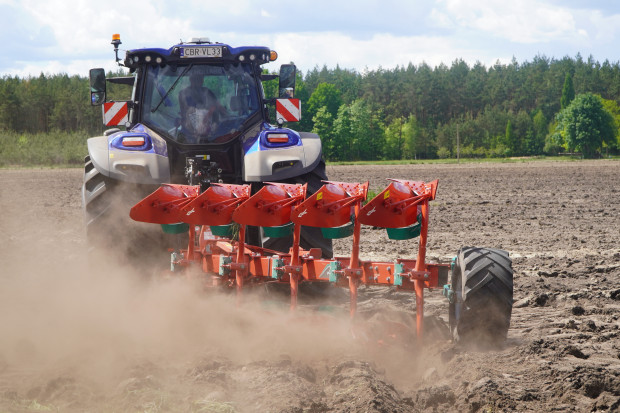 i-plough - wiadomości i popularne artykuły z portalu Farmer.pl
